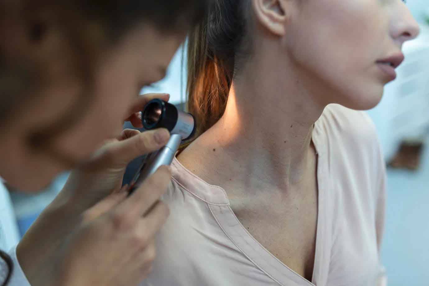 How to reduce the risk of skin cancer? | Texas Speciality Clinic ...